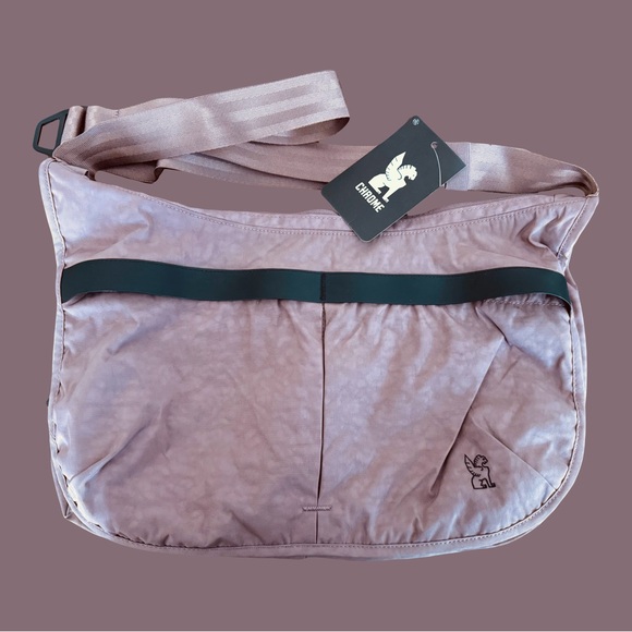 Chrome Industries | Bags | Chrome Yoyogi Messenger Bag 4l | Poshmark